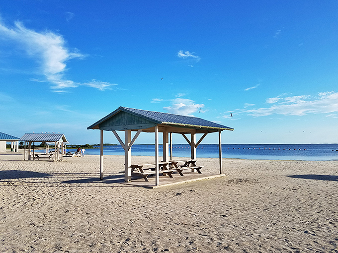Simple pleasures: a covered picnic pavilion, Gulf breezes, and endless blue horizons make for perfect lunch with a view.