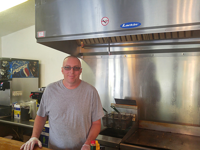 Behind every great diner is someone who understands the sacred art of short-order cooking &ndash; no celebrity chef required.