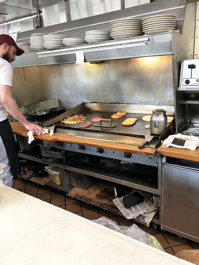 The true rock stars of the culinary world don't have TV shows&mdash;they have spatulas and the ability to cook five orders simultaneously.