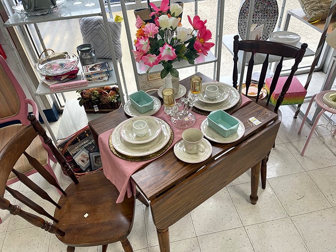 A ready-made tablescape that Martha Stewart would approve. Add candles, pour wine, and suddenly you're hosting like you've always known how.