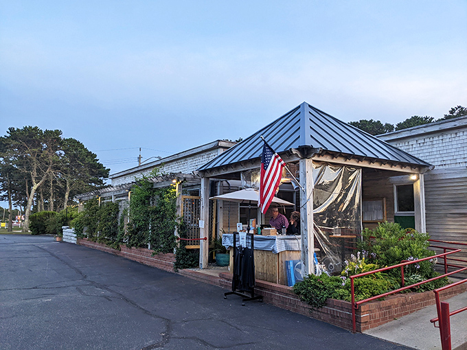 This unassuming seafood shack promises the kind of no-frills dining experience where the food doesn't need fancy presentation to impress.