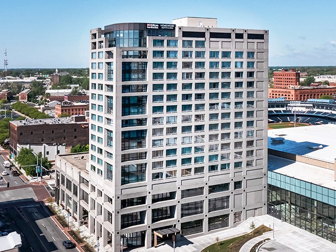 Contemporary accommodations in downtown Toledo provide comfortable bases for exploring the city. Floor-to-ceiling windows offer guests panoramic views of the evolving urban landscape.