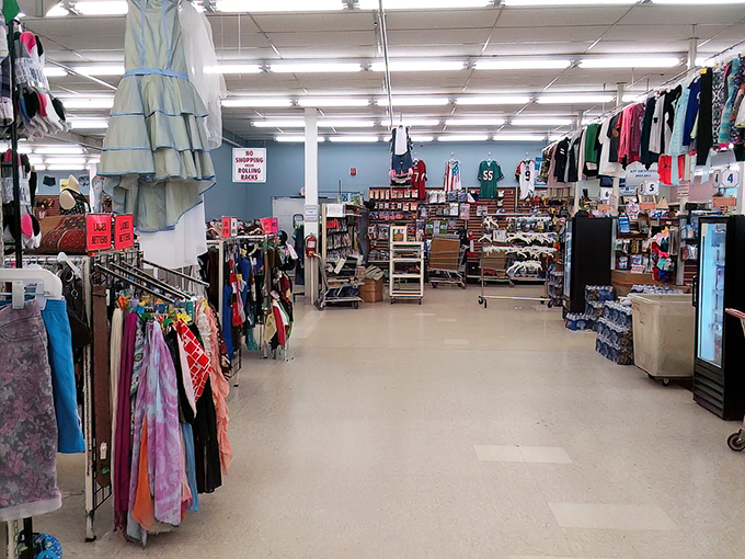 Formal wear and everyday clothes coexist in democratic fashion. That pale blue dress might have attended one prom or a dozen quincea&ntilde;eras.