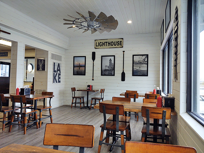 Nautical touches and "LAKE" signs remind you exactly where your delicious meal originated&mdash;just beyond those windows.