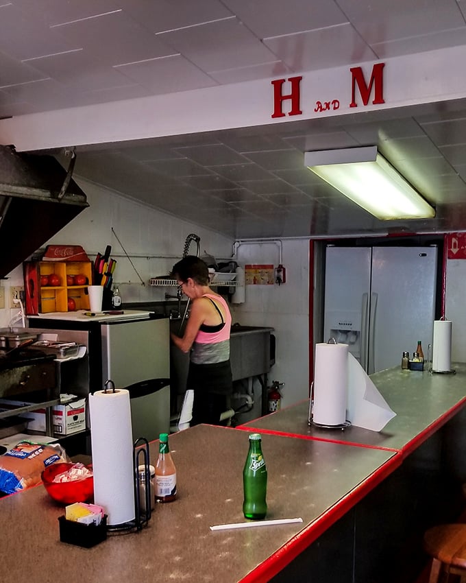 Behind every great hot dog stand is a team that moves with the precision of a well-rehearsed ballet. No wasted motions here.