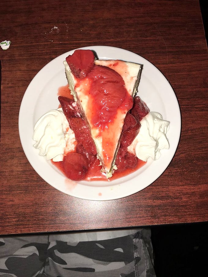 Strawberry cheesecake that makes you want to write poetry. Or at least text everyone you know: "You need to try this NOW."