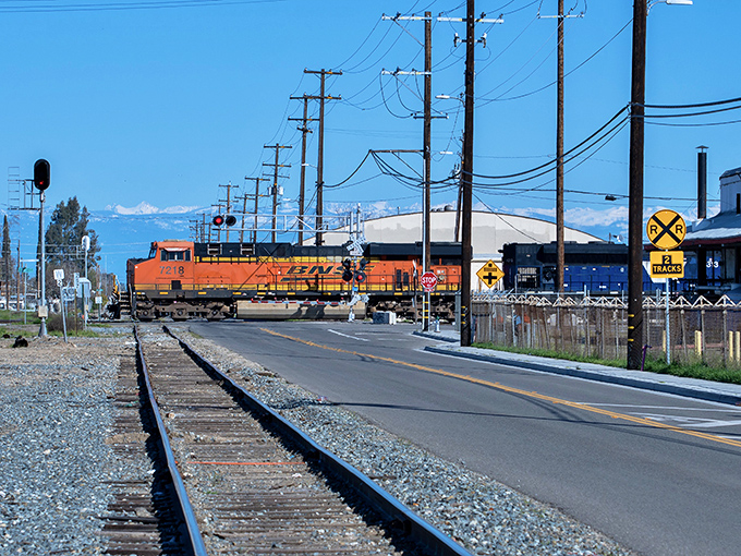 Train tracks cut through Fresno, connecting this affordable city to the rest of California while keeping costs firmly grounded.