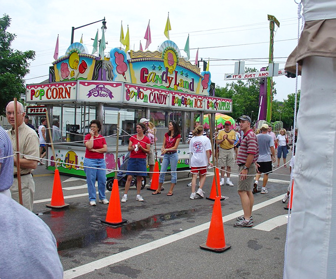 Nothing says "small-town America" quite like a carnival food stand surrounded by people wearing their patriotism on their t-shirts.