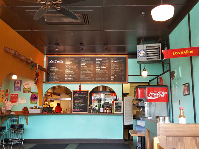 Order here, find happiness there. La Bonita's counter setup is like a portal to flavor country&mdash;just point, pay, and prepare for deliciousness.