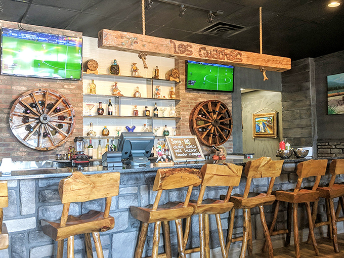 Another interior: The open kitchen concept isn't trendy here &ndash; it's practical. Watch the masters at work as they transform simple ingredients into edible art.