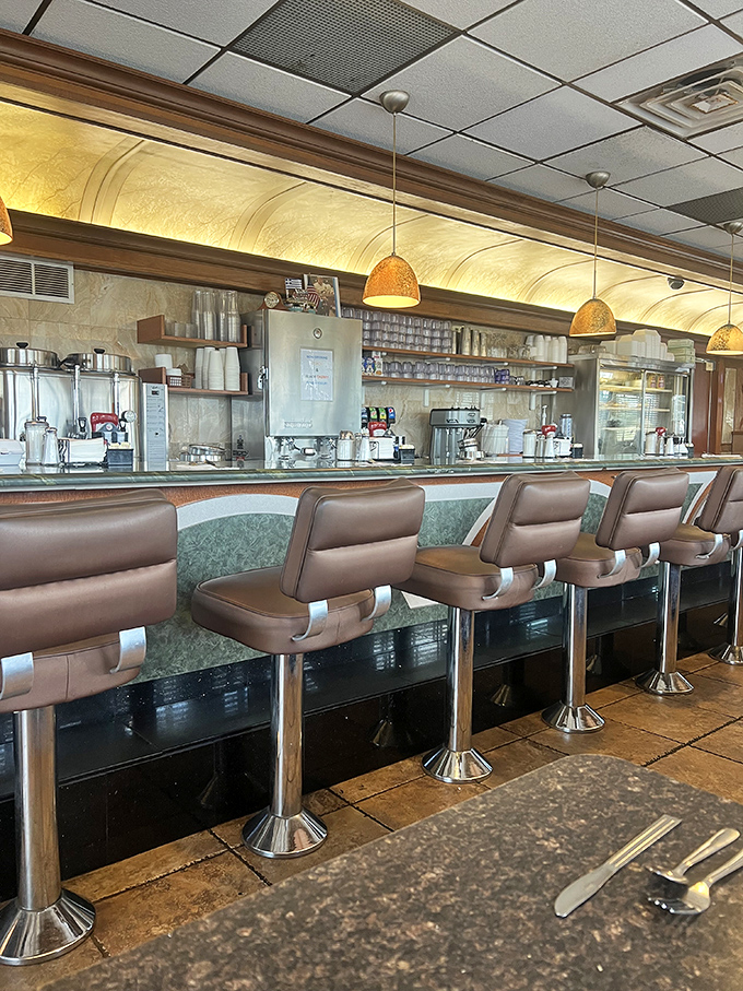 Counter seats &ndash; the front-row tickets to the breakfast show, where coffee refills arrive before you realize you need one.