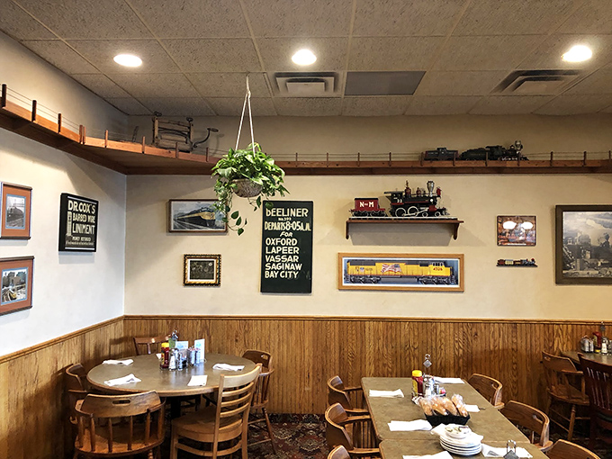 Train memorabilia lines the walls, creating a museum-like quality that gives you something to ponder between bites of pancake and sips of coffee.