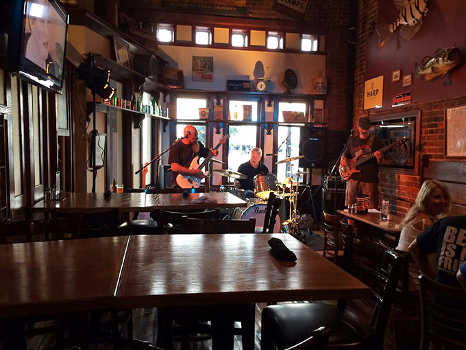 Live music transforms dinner into an event, with local musicians providing the soundtrack to your seafood feast.