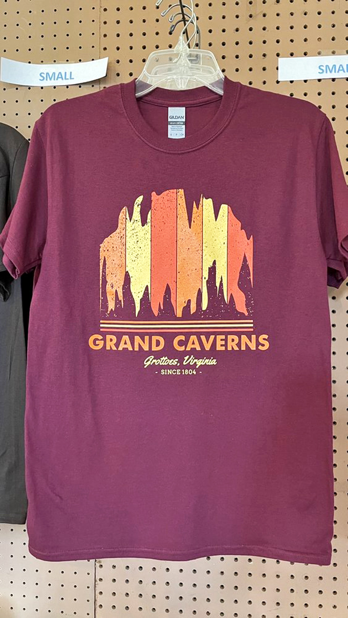 Cave fashion never goes out of style! This souvenir tee celebrates Grand Caverns' 1804 discovery with earthy burgundy and sunset hues.