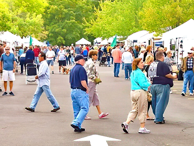 The Arts & Crafts Festival transforms streets into galleries, where creativity flows as freely as conversation. Art appreciation meets social hour.