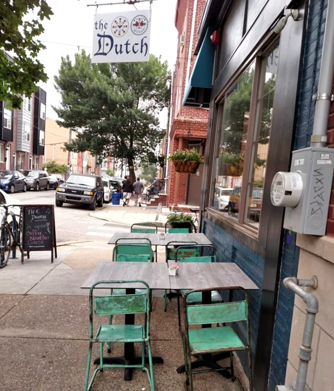 Sidewalk dining that lets you soak in Philadelphia's neighborhood charm while soaking up maple syrup.