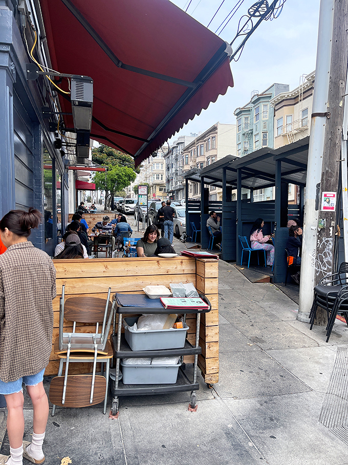Sidewalk dining in San Francisco &ndash; where your eggs Benedict comes with a side of urban theater.
