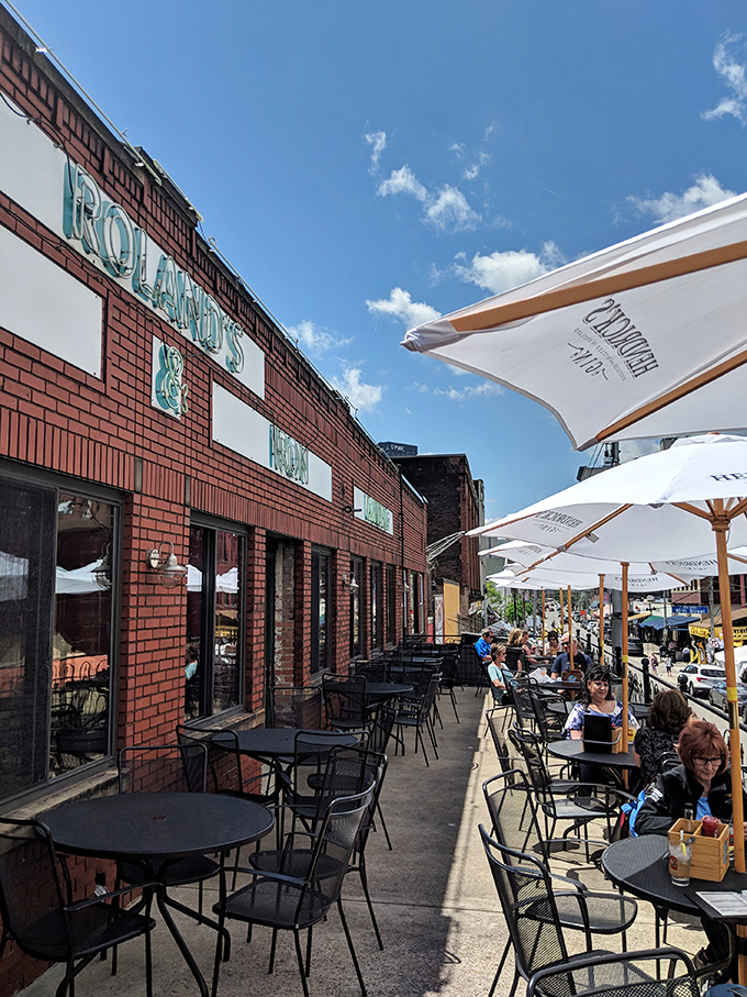 The patio seating offers prime Strip District people-watching with the added bonus of seafood delivery service right to your umbrella-shaded table.