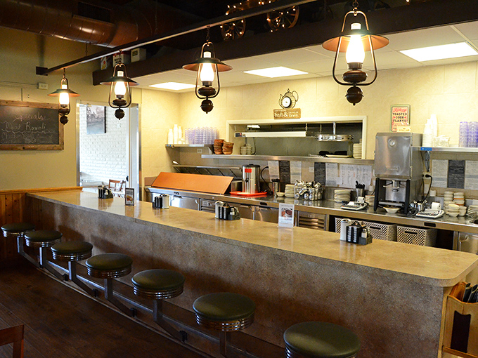 Counter seating where solo diners become temporary neighbors. Those vintage-style lantern lights aren't trying to be Instagram-worthy &ndash; they just naturally are.