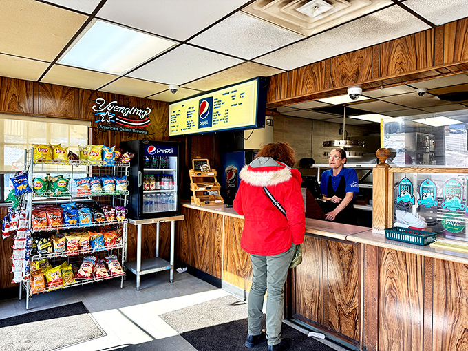 Where pizza transactions have been happening for decades&mdash;no apps, no algorithms, just humans exchanging money for happiness in circular form.