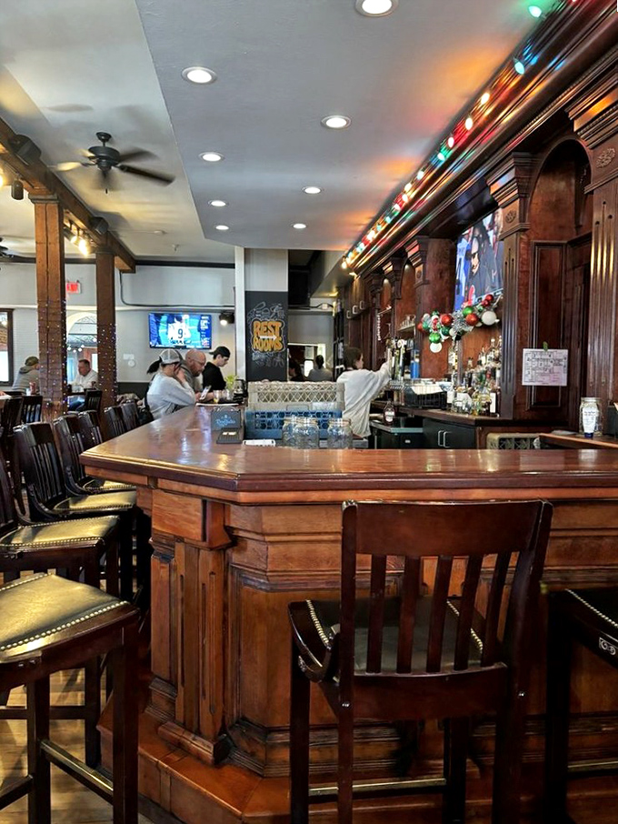 Behind every great restaurant is a bar that knows its business. LeadBelly's wooden masterpiece serves as command central for liquid happiness.