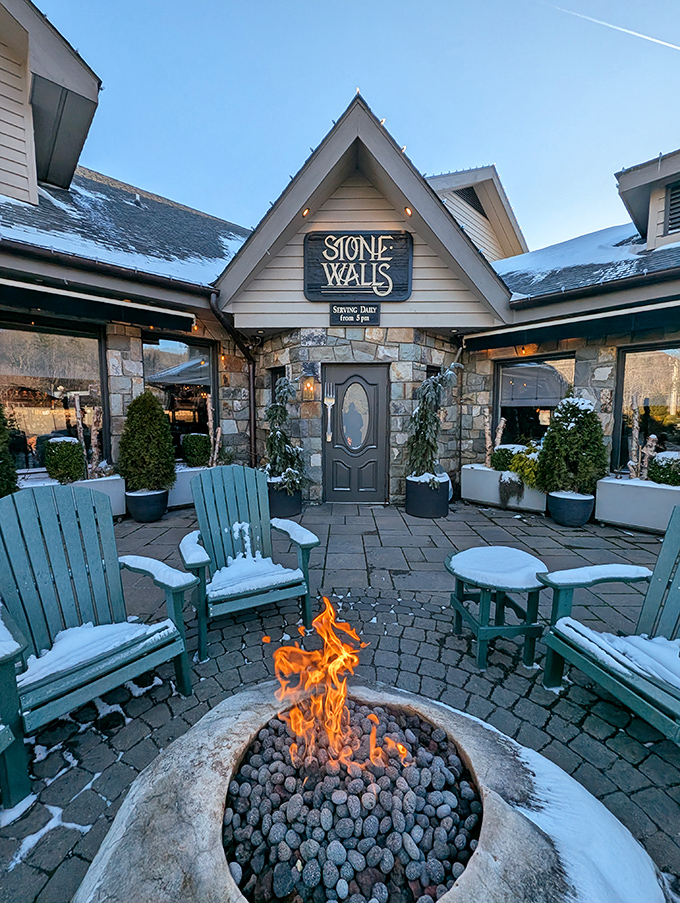 Stone Walls Restaurant's fire pit proves that the best conversations happen around flames. S'mores taste better when you're wearing a light jacket in summer.
