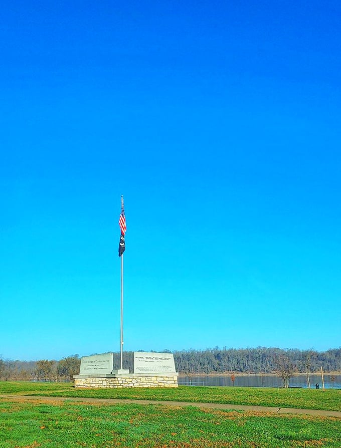 A patriotic pause. This memorial offers a moment of reflection against the backdrop of the very freedom it honors.