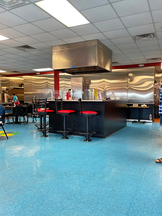 The open kitchen design isn't about trends&mdash;it's about transparency. Nothing to hide when you're doing simple food extraordinarily well.