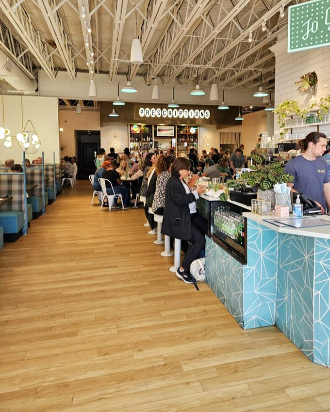 A dining room that hums with conversation and clattering plates&mdash;the soundtrack of happiness that accompanies truly good food.
