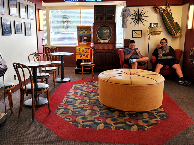 The waiting area feels like your cool grandparents' living room&mdash;complete with vintage TV and mid-century furniture. Time slows down here, and that's entirely the point.
