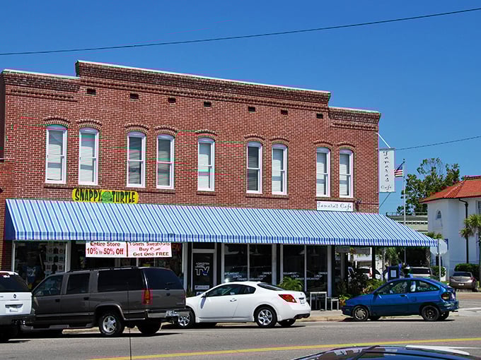 The weathered sign promises two essentials of Florida life: barbecue and bait. In Apalachicola, the simple pleasures reign supreme!