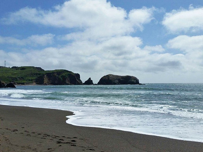 This dramatic coastline reminds us that Northern California beaches aren't about sunbathing&mdash;they're about power, majesty, and the humbling force of nature.