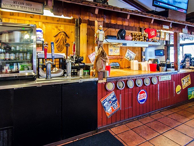 "My cow died so I don't need your bull" &ndash; the sign says everything about Shiver's no-nonsense approach to great barbecue.