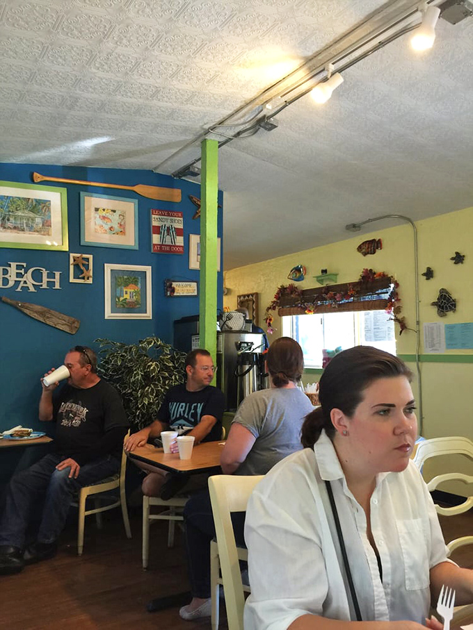 Where locals gather and visitors feel instantly welcome. The best conversations often happen over biscuits and coffee in places just like this.