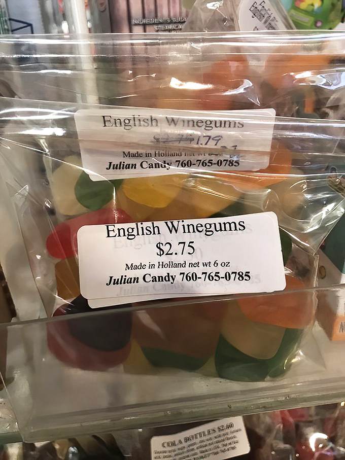 English Winegums: Holland's contribution to gummy perfection. All the colors of the candy rainbow, none of the actual wine.