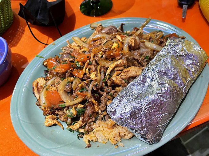 This Fiesta plate lives up to its name&mdash;a celebration of flavors where the meat and grilled vegetables are having the time of their lives.