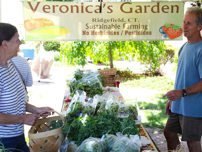 At Ridgefield Farmers Market, the vegetables are so fresh they were probably still growing this morning. Sustainable farming never looked so appetizing.