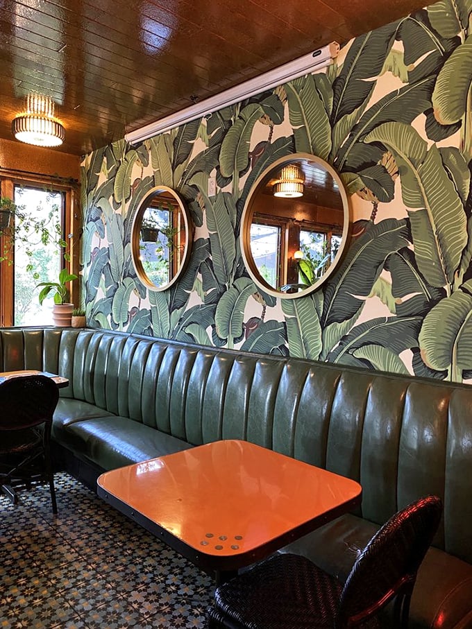 Banana leaf wallpaper that transports you straight to Havana or Honolulu. The perfect selfie spot between bites of those nachos.