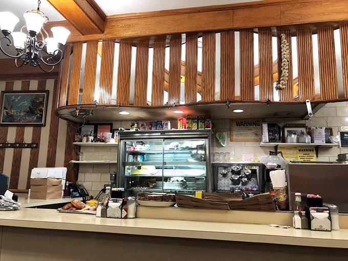 The heart of any great diner&mdash;a counter where regulars have their "usual" and newcomers become converts to the church of comfort food.