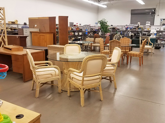 This rattan dining set whispers tales of 1980s dinner parties and mimosa brunches&mdash;ready for its revival in your breakfast nook.