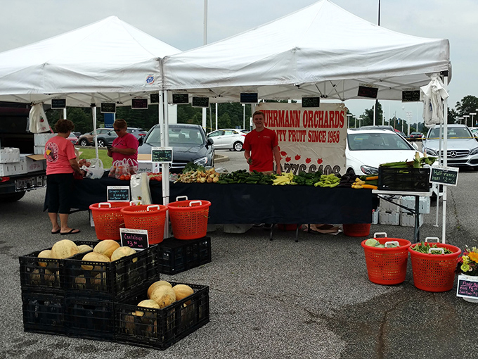 The farmers market connects residents directly with local growers. Farm-to-table isn't a trend here&mdash;it's just Tuesday morning in Ashland.