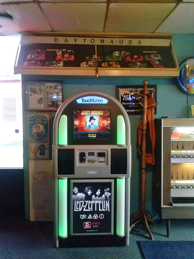 The jukebox: democracy's greatest musical invention. From Frank Sinatra to Led Zeppelin, your quarters control the soundtrack of the evening.