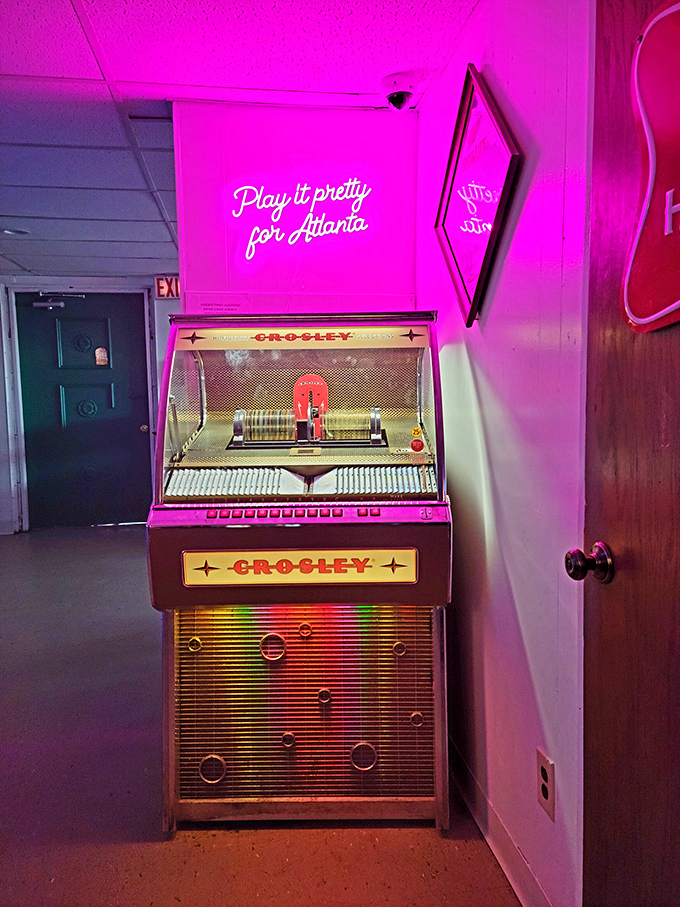 A vintage jukebox stands ready to provide the soundtrack to your chicken feast&mdash;nostalgic tunes included at no extra charge.