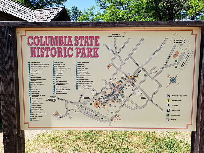 This detailed park map reveals Columbia's impressive scope &ndash; an entire town preserved rather than a mere building or two.