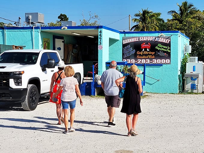Barnhill Seafood Market doesn't need fancy decor when the Gulf of Mexico is your supplier. Fresh doesn't begin to describe it.