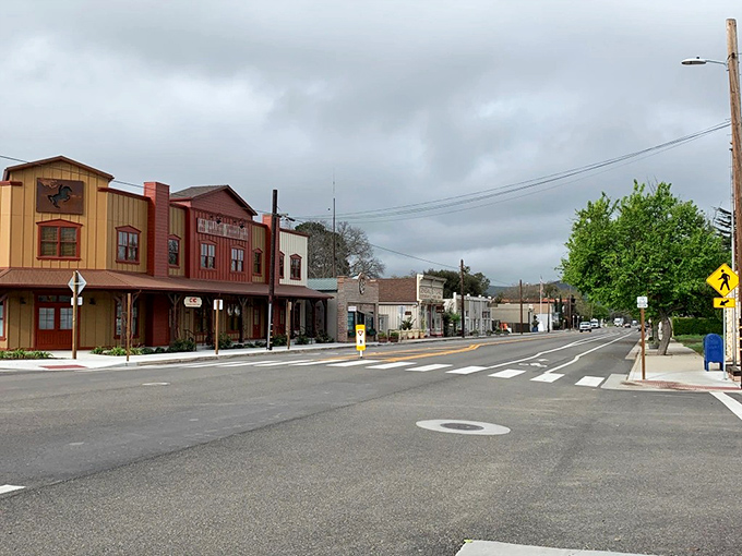 This sleepy stretch of Los Alamos hides world-class restaurants and wine tasting rooms behind its humble Western fa&ccedil;ade.