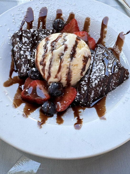 The Date Shakes At This Cafe In California Are So Good, They’re Worth ...