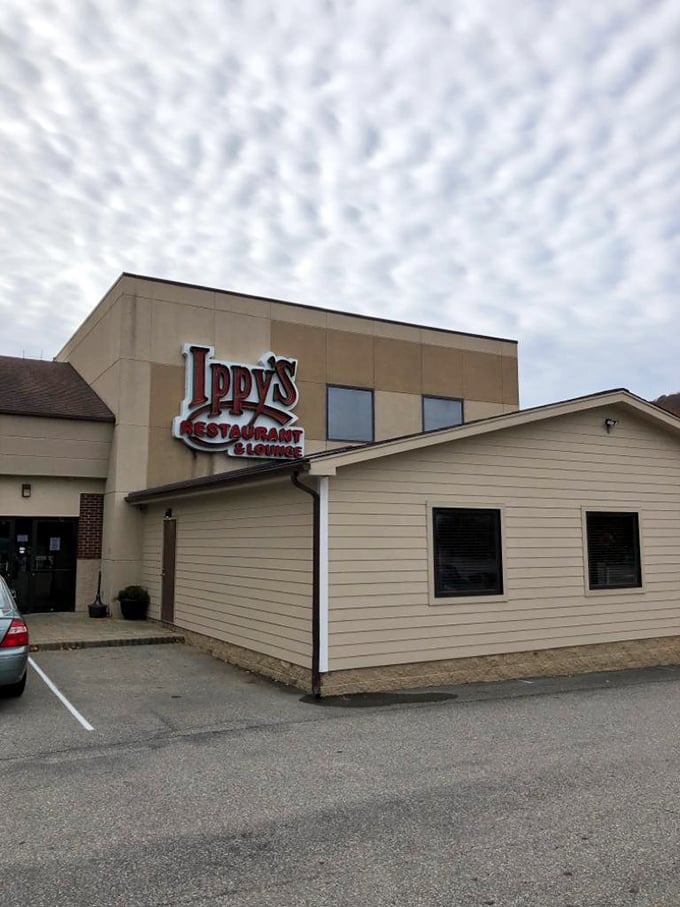 Ippy's Restaurant & Lounge brings unexpected culinary diversity to this small mountain town, proving good taste knows no boundaries.