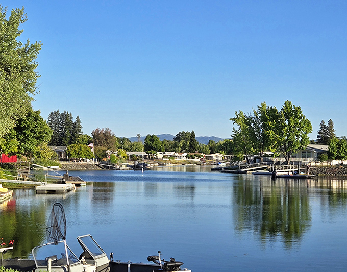 Lakeport's lagoons aren't just pretty water features&mdash;they're liquid neighborhoods where boats substitute for cars and every home has a million-dollar view.