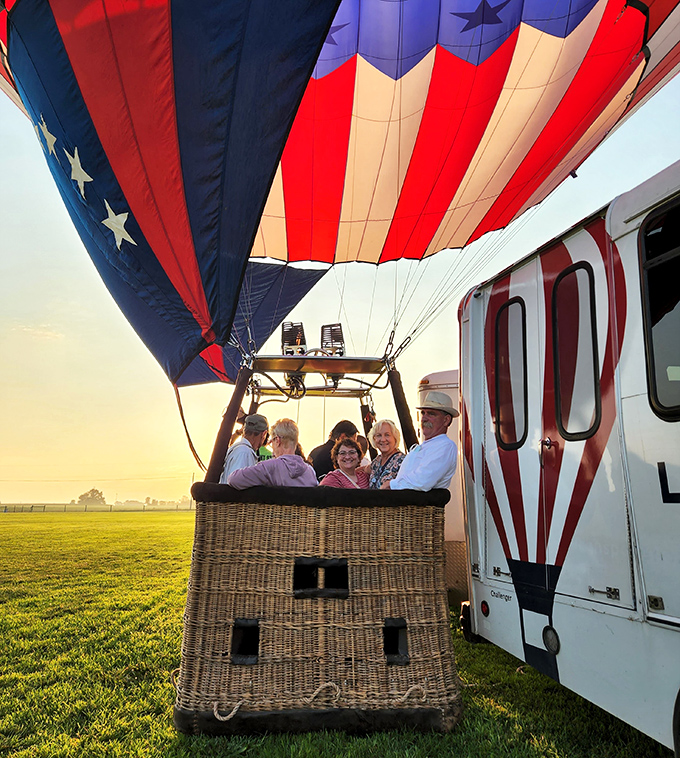 Hot air ballooning over Amish Country creates the ultimate contrast: 18th-century farmland viewed through 21st-century adventure, with Instagram opportunities that practically take themselves.